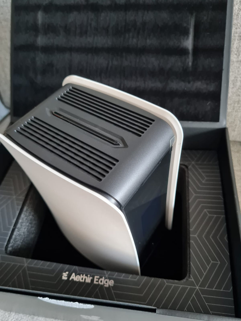 Aethir Edge GPU Computing Device – depinhouse.